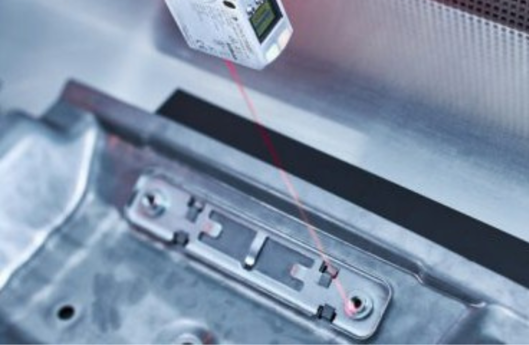 Threading Holes Measurement Using Laser Sensors